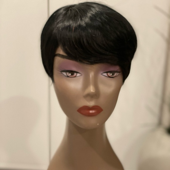Vanessa Wigs | Hair | Vanessa Wigs Cozy | Poshmark